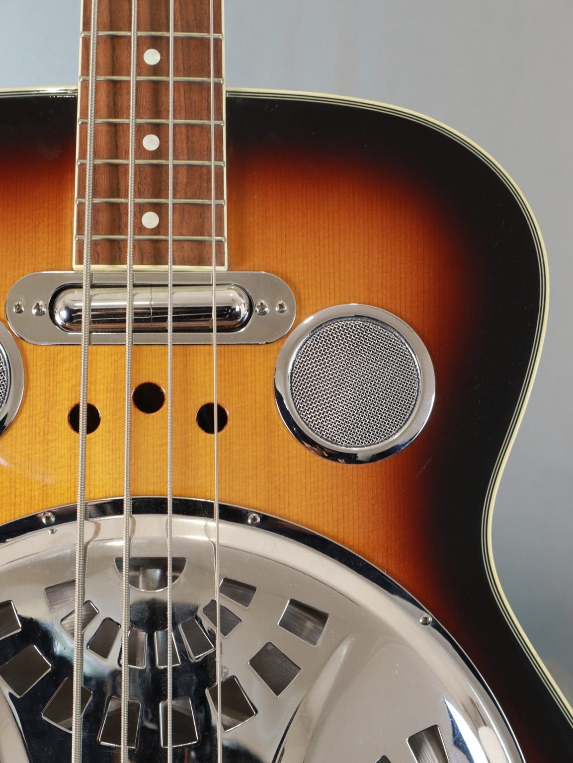 Regal RD-05E Resonator Bass Guitar | Guitar Gallery